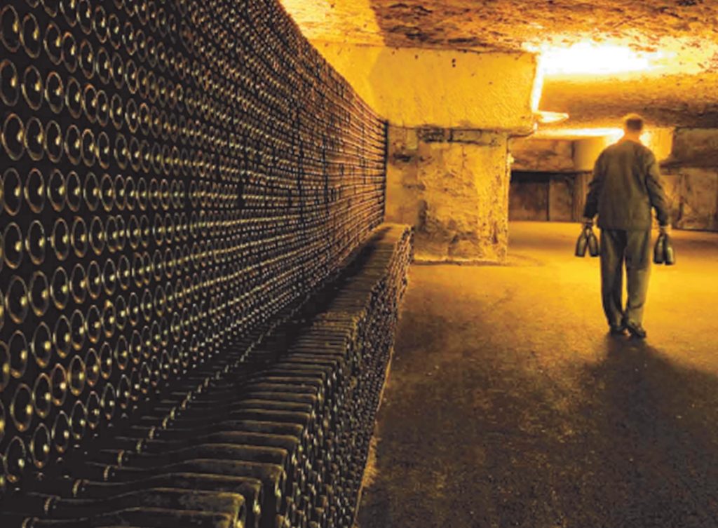 Caves de Bailly-Lapierre - La Maison de Colette